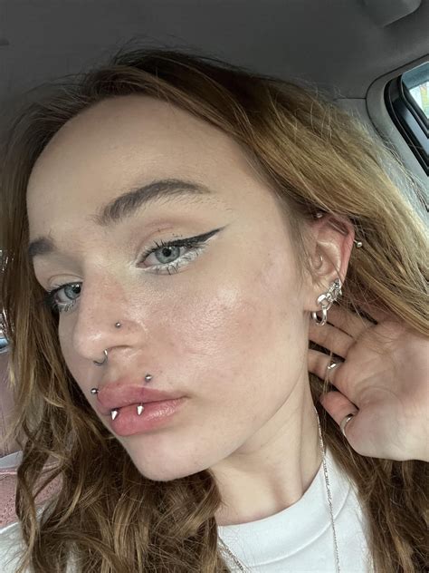 New Angel Fangs Rpiercing
