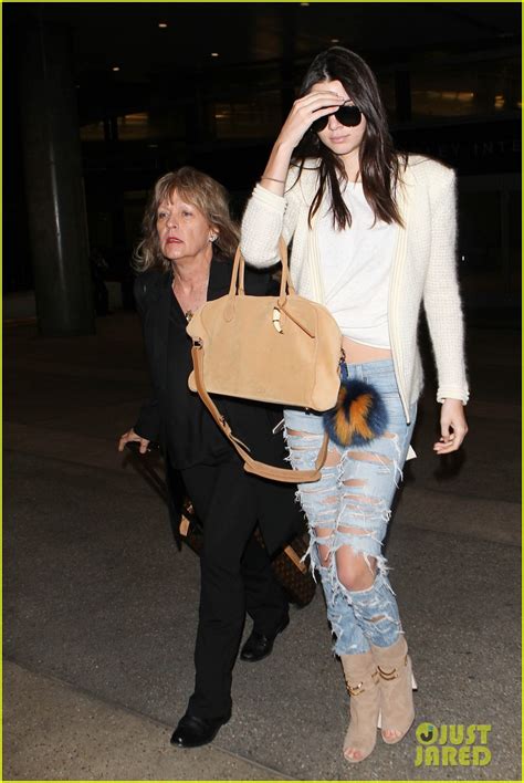 Kendall Jenner Goes Topless In Her Underwear For Calvin Klein Campaign Photo Fashion