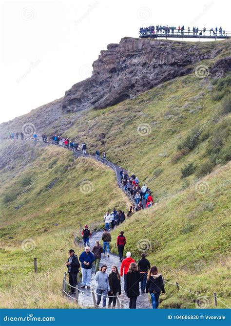 Eople On Path To Viewpoint Of Gullfoss Waterfall Editorial Image Image Of Nordic Circle