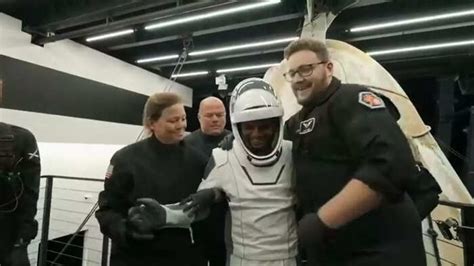 ड्रैगन यान से निकले शुभांशु शुक्ला पीएम मोदी एक्स पर किया पोस्ट स्वागत है आपका अपडेट्स