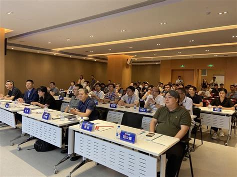 数智创新，引领未来 鼎捷软件受邀参加上海制造业信息技术应用创新交流论坛！ 知乎