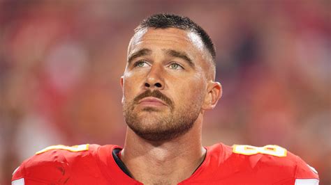 Travis Kelce Reveals What Its Like Going On Dates With Taylor Swift