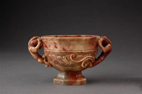 문화섬서 이무기는 전설에 나오는 이수异兽의 일종으로 이무기는 중국 고대 옥기에서 매우 중요한