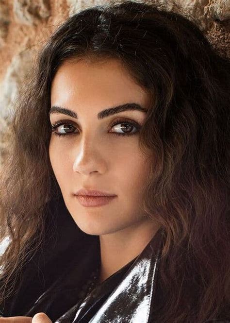 Бурджу Озберк биография личная жизнь фото новости фильмы главные