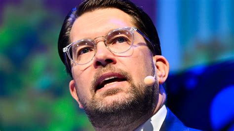 Jimmie Åkesson Till Akuten Tvingades Sy I Ansiktet