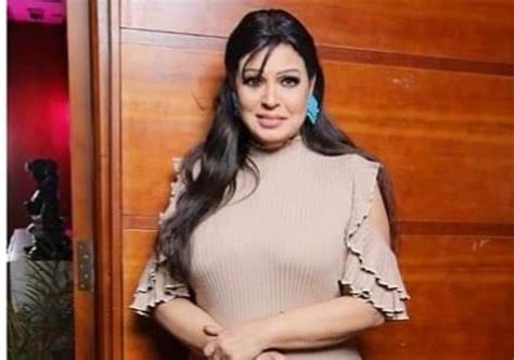 فيفي عبده عن أزمتها مع محمد عبده الله يخرب بيت اللي كتب الإشاعة