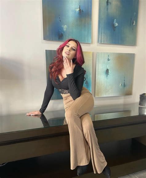 Sexy Kaylen Rbaeeelyn