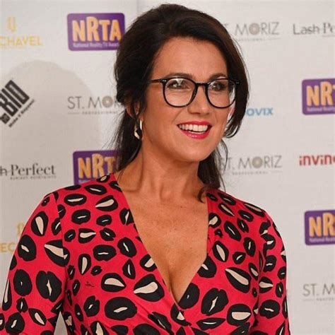 Glasses And Cleavage Scrolller Glasses And Cleavage Scrolller