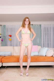 Faye Reagan Wallpics Net Wallpapers Photos Pictures Backgrounds