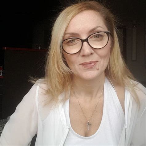 Guide To Happiness Женшине нужны разговоры Женщина говорит хочу чтобы ценил Мужчина