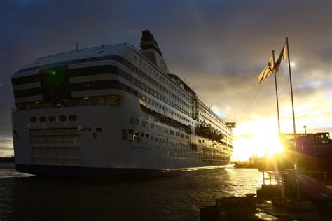 무료 이미지 바다 보트 밤 차량 나룻배 선박 유람선 여객선 호화 요트 화물 운송 해저 정기선 4272x2848 73360 무료 이미지