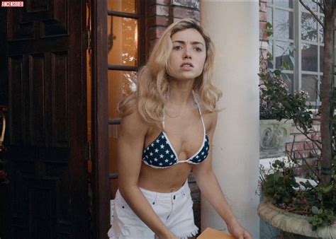 Peyton List II Nude Pics Page