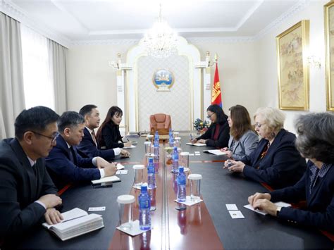 Монгол Улс болон Европын Холбооны хамтын ажиллагааг өргөжүүлэх том гүүр нь Ураны төсөл гэв
