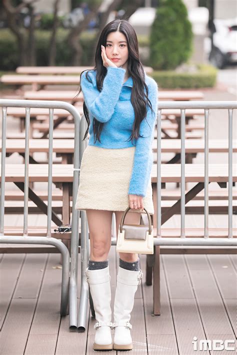 [포토] 권은비 언더워터 꽃받침