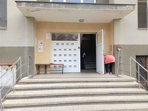 Продавам 4 стаен апартамент в центъра на Пазарджик гр Пазарджик Център • Olx Bg