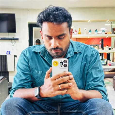 ravi nuthulapati ♥️♥️🌞🌞 vibe with ravi instagram photos and videos