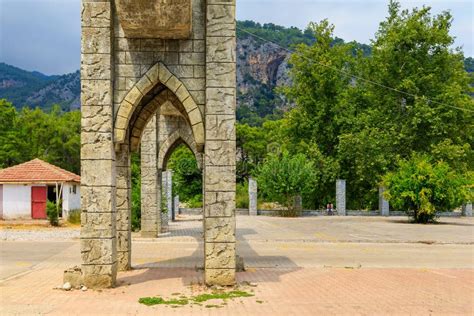 Turkish City Gate In Classical Islamic Architecture Style Background