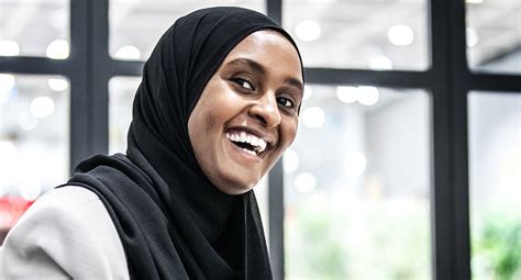 Deqa Abukar Har Hjälpt Tusentals Entreprenörer ”jag är Den Som Sparkar