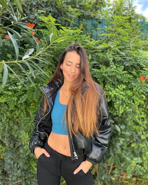 Extremamente Desagravel Concorrente De O Triangulo Já Foi Gozada Duas