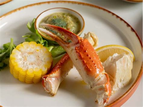 ผู้หญิง แนวหน้า ฟู้ด รีวิว ชวนอร่อยกับอาหารหลากหลาย ในวันสตรีสากล 8 มีนาคม