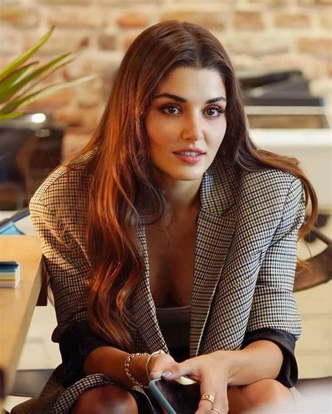 Hande Ercel Wallpapers Hd Para Android Download