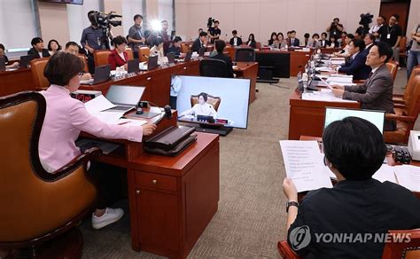 아동·청소년 딥페이크 처벌강화법 국회 여가위 통과 연합뉴스