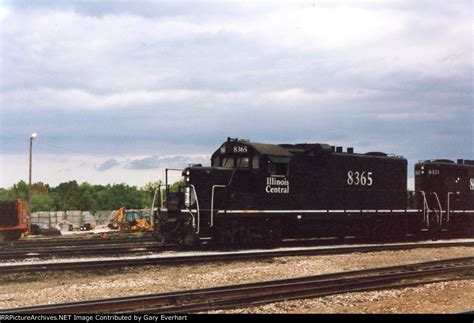 Ic Gp10 8365 Illinois Central