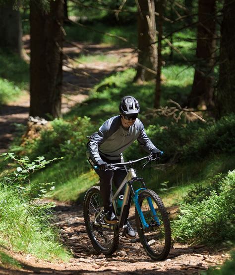 Cube Reaction C 62 Race Liquidred´n´white