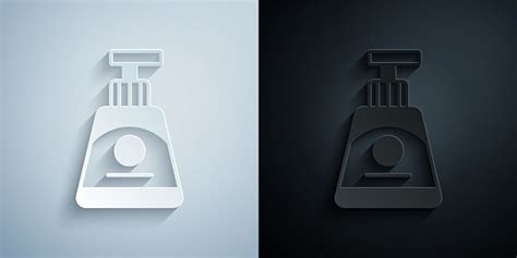 회색과 검은 색 배경에 고립 된 종이 컷 크림 또는 로션 화장품 튜브 아이콘 여성을위한 바디 케어 제품 종이 아트 스타일 벡터