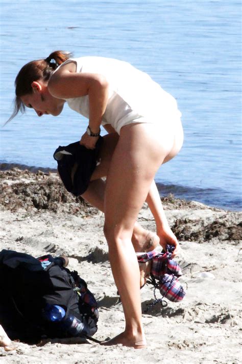 Voyeur Beach Ass Photo 1 5