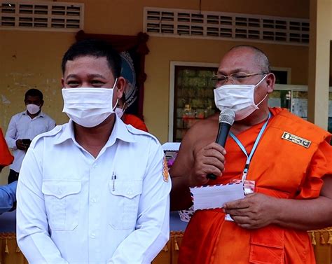 កាត់បើកវិញ្ញាសាប្រឡងយកវិញ្ញាបនបត្រ ធម្មវិន័យថ្នាក់ត្រី ទោ ឯក សារព័ត៌មាន នគរវត្ត