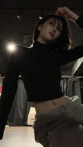 Пин от пользователя فاـطمه 🫶🤍 на доске 8تة Откровенные девушки Худые