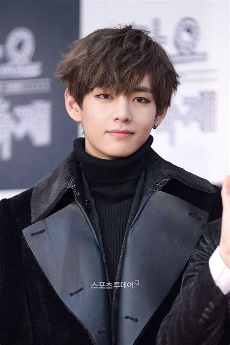 17 парней айдолов которые превратились из забавных детишек в сексуальных парней K Pop