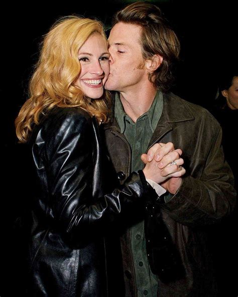 Ամուսնու համար իսկական կռիվ տված Ջուլիա Ռոբերթսն ու նրա 21 ամյա ընտանիքը Bravo Am