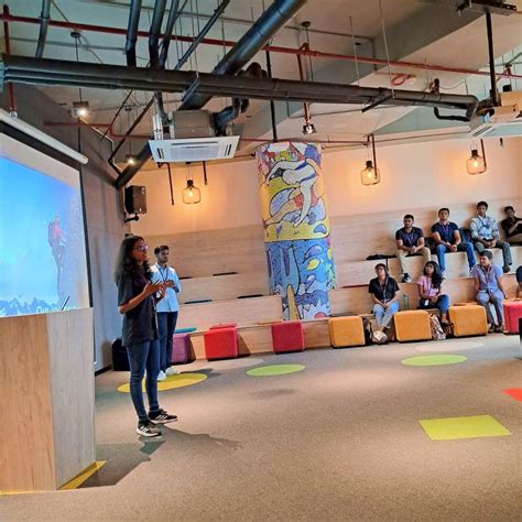 Universitycollaboration Makeyourmoment Teampurple Andre Robberts