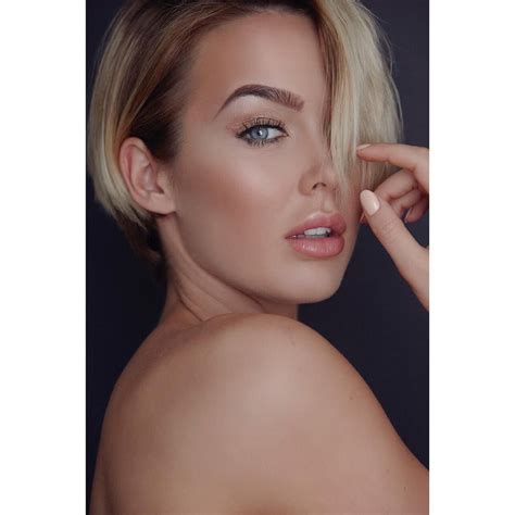 Wednesdays Pm Hot Clicks Rosie Robinson Tom Brady Is A Lunatic