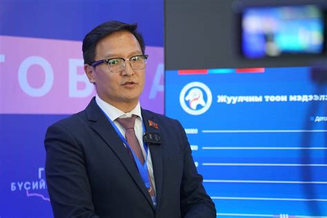 Энхбаярын Говийн нэгэн ирээдүй аялал жуулчлалд байна Өнөөдөр Говийн бүсийн зөвлөлийн хурлын