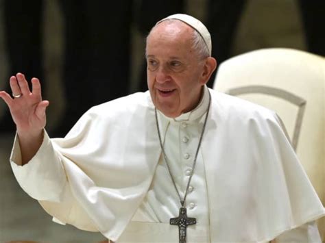 Ромын пап лам есдүгээр сард Монголд ирнэ гэдгээ мэдэгдлээ Isee Mn