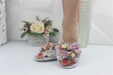 Модні ефектні шльопанці — ціна 400 грн у каталозі Шльопанці Купити жіночі речі за доступною