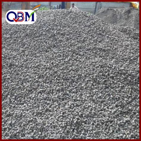 Irregular Broken Stone Or Naturally Occurring Rounded Gravel Used For