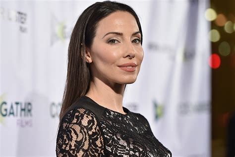 Whitney Cummings News