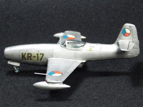 ジェット機 ロシア 72飛行機模型製作