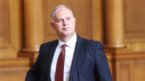 Дружество на съпругата на Георги Кадиев е глобено за манипулация на енергийния пазар