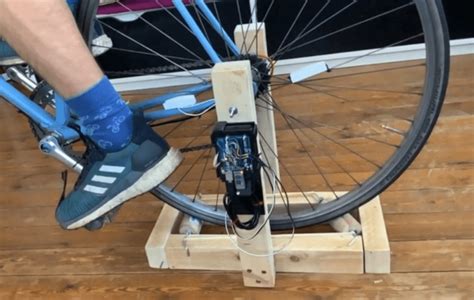 Виртуальная игра управляемая настоящим велосипедом arduino
