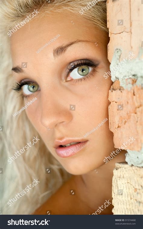 Beautiful Sexual Girl Model Pose Beside Foto Stok 91574468 Shutterstock