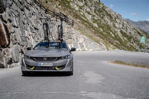 Yakima NEW HighRoad Roof rack mounted bike rack / carrier. NZ – Sun And ...