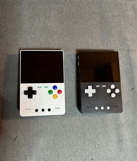 The Ultimate Retro Handheld Showdown Trimui Brick Vs Miyoo Mini Plus Mechdiy