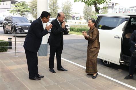 សម្តេច ម៉ែន សំអន ដឹកនាំគណ ប្រតិភូ អញ្ជើញបំពេញទស្សនកិច្ច