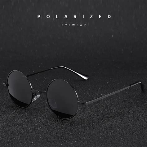 Black Retro Sunglasses