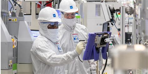 Intel Intels New Fab In Ireland Begins High Volume Production Of Intel 4 Technology Silicon